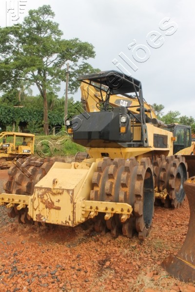 Leilão Online - ROLO COMPACTADOR MULLER TC18 . MARCA: MULLER . MODEL