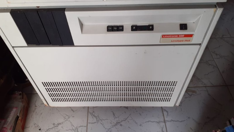 Leilão Online - Imagesetter Linotronic 330