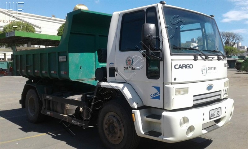 Leilão Online - CAMINHÃO FORD 1317 T1 4X2 2011 BASCULANTE PLACA AU