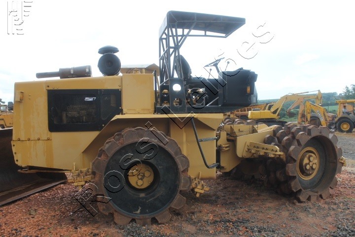 Leilão Online - ROLO COMPACTADOR MULLER TC18 . MARCA: MULLER . MODEL