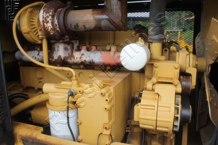 Leilão Online - ROLO COMPACTADOR MULLER TC18 . MARCA: MULLER . MODEL