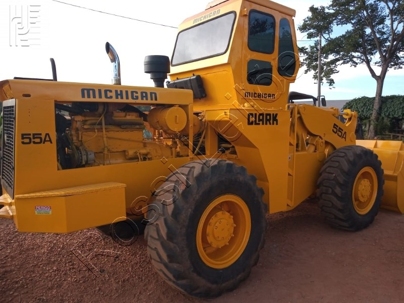 Leilão Online - PÁ CARREGADEIRA MICHIGAN 55A. ANO 81