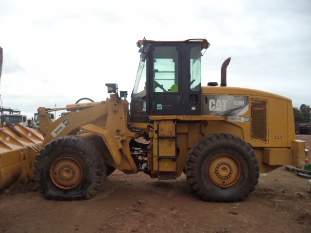 Leilão Online - PÁ CARREGADEIRA CAT938 H, ANO 2012, FR4600017