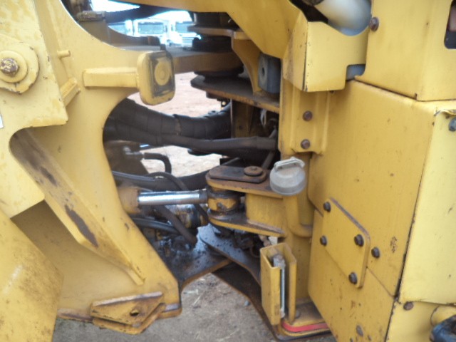 Leilão Online - PÁ CARREGADEIRA CAT938 H, ANO 2012, FR4600017