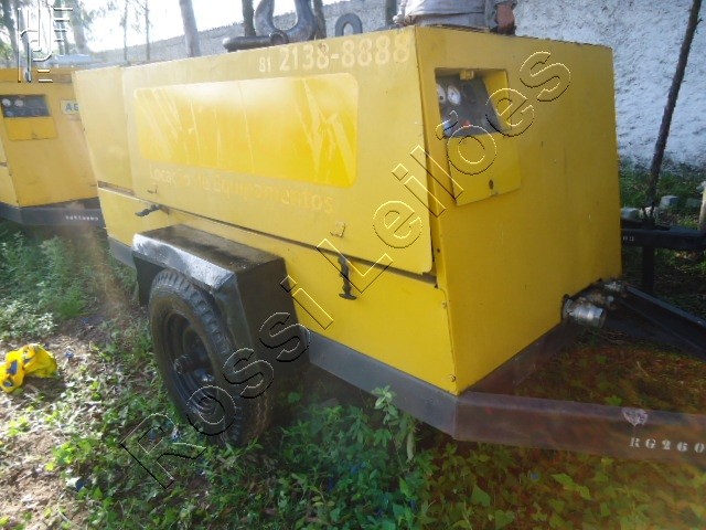 Leilão Online - Compressor de Ar Diesel – 260 PCM 08 bar ANO: 2000
