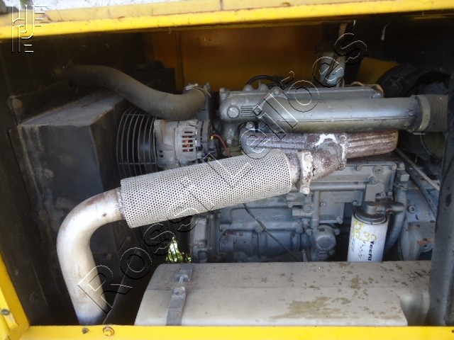 Leilão Online - Compressor de Ar Diesel – 260 PCM 08 bar ANO: 2000
